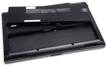 How to Replace or Change Your Laptop Battery? | DESKDECODE.COM