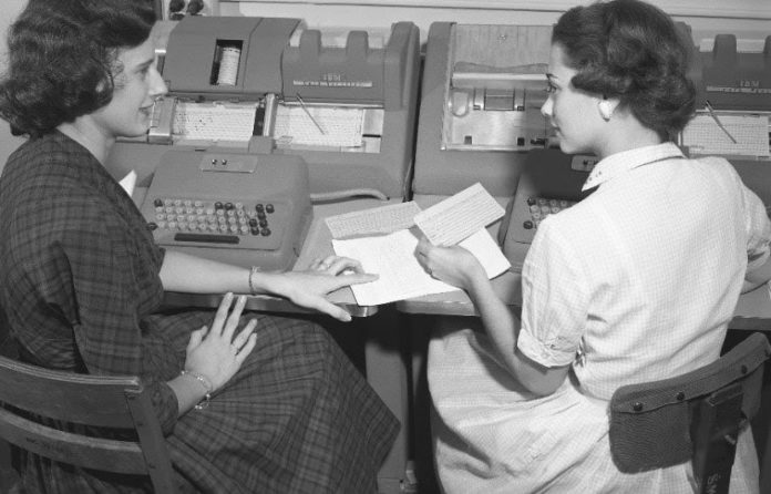 Everything You Need To Know About – Operating Systems | DESKDECODE.COM